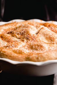 Gordon Ramsay Apple Pie Recipe– Buttery, Flaky & Perfectly Spiced