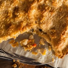 Gordon Ramsay Chicken Pot Pie Recipe – A Rich & Comforting Classic ...
