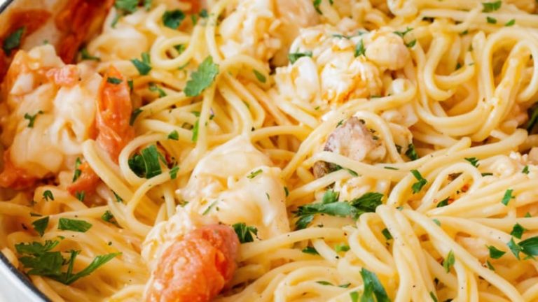 Gordon Ramsay Lobster Pasta – Elegant, Creamy & Packed With Flavor ...