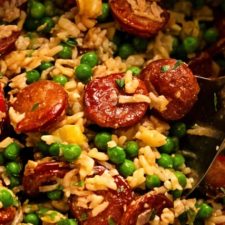 Gordon Ramsay Spicy Sausage Rice Recipe – A Flavor-Packed One-Pan Meal