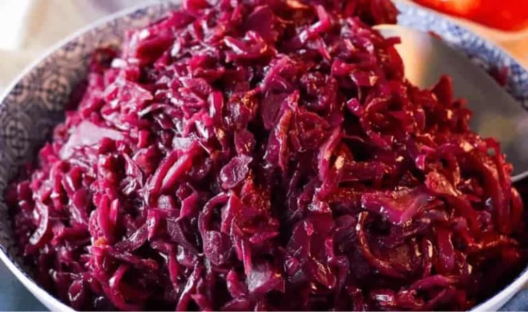 Gordon Ramsay Braised Cabbage – Tender, Flavorful & Comforting