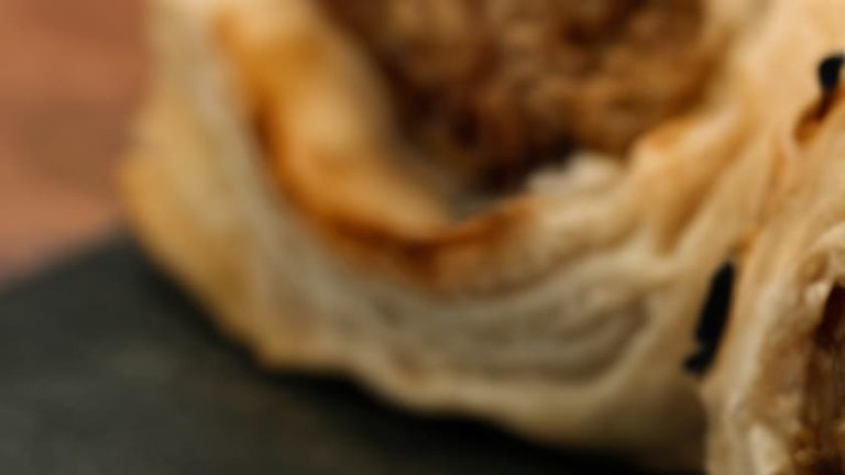 Gordon Ramsay Sausage Rolls – Flaky, Savory & Delicious