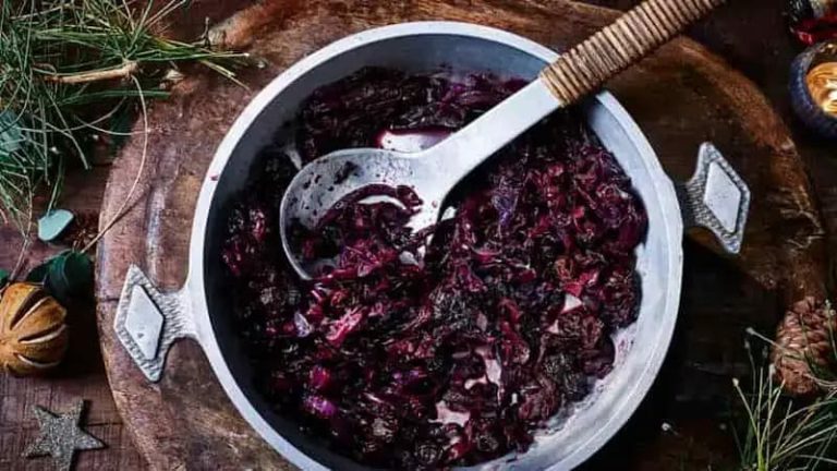 Gordon Ramsay Red Cabbage | Gordon Ramsay Eats